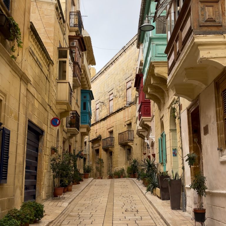 Alex in Malta – RELOCATION TO MALTA